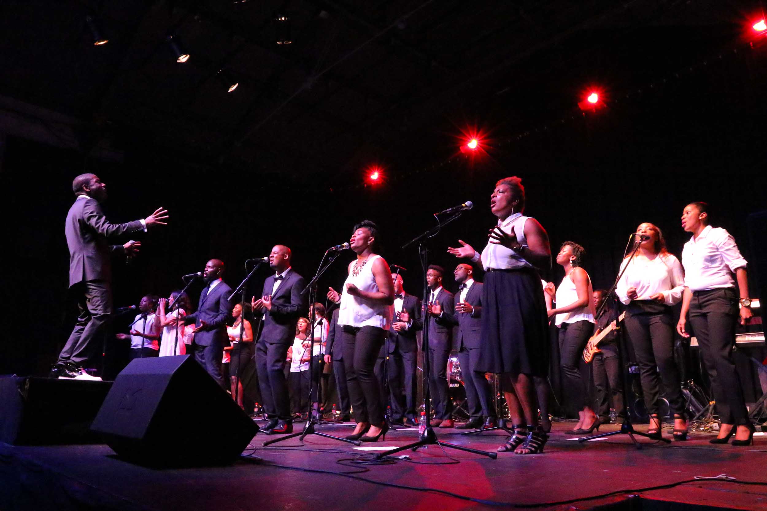 Toutes les photos de VOICE2GETHER, chorale gospel à Paris